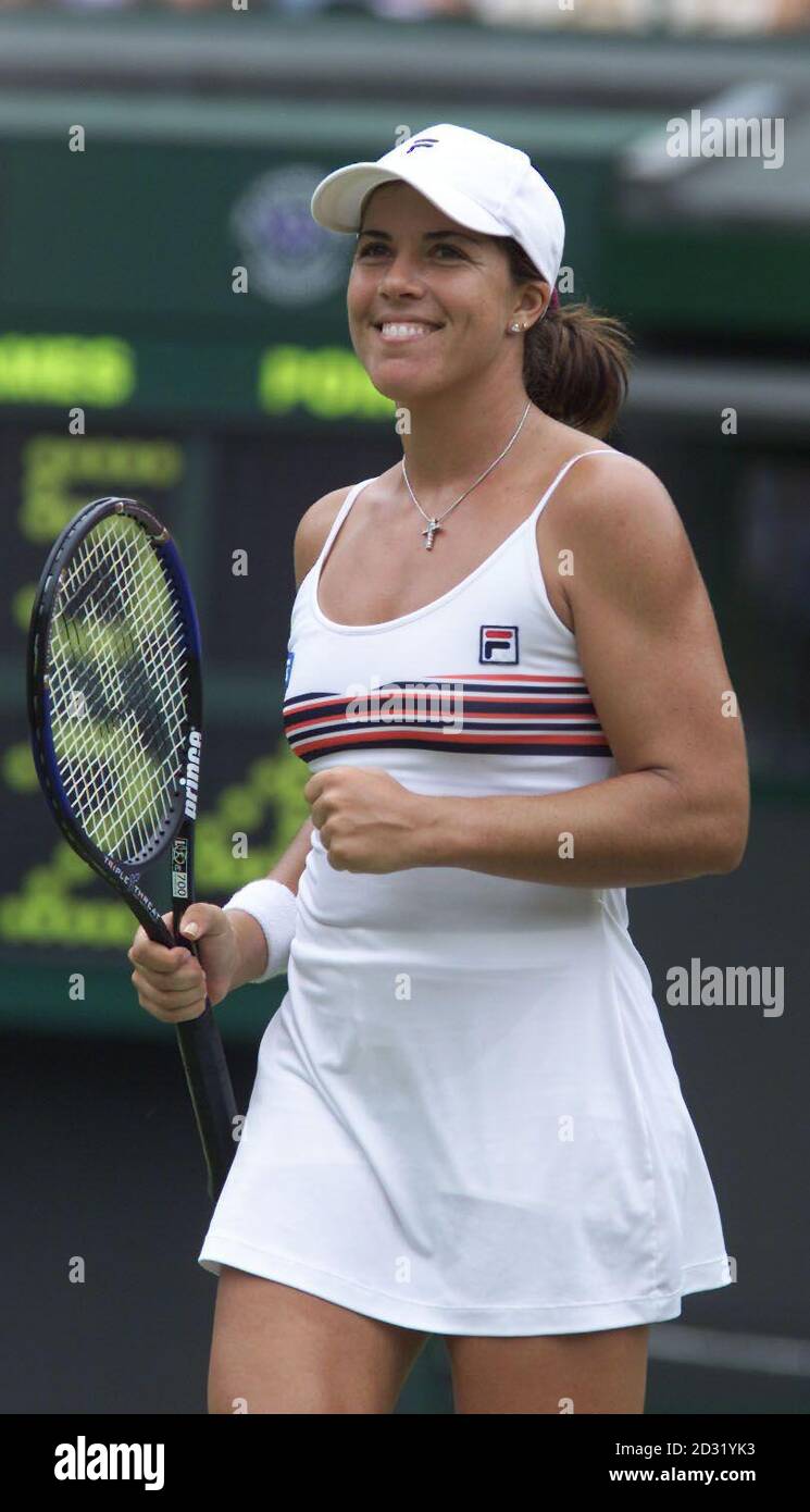 NO COMMERCIAL USE: USA's Jennifer Capriati looks pleased after beating ...