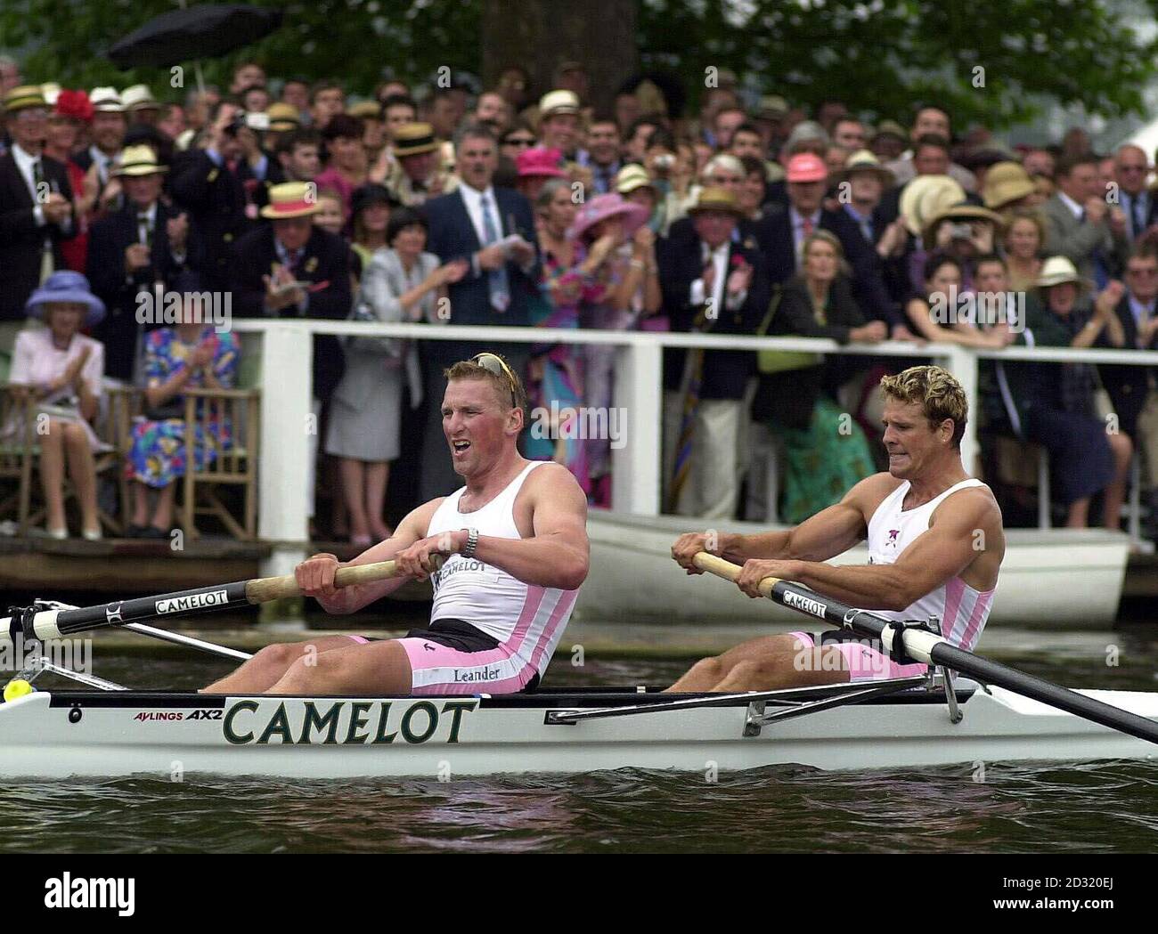 Rowing club race hi-res stock photography and images - Alamy