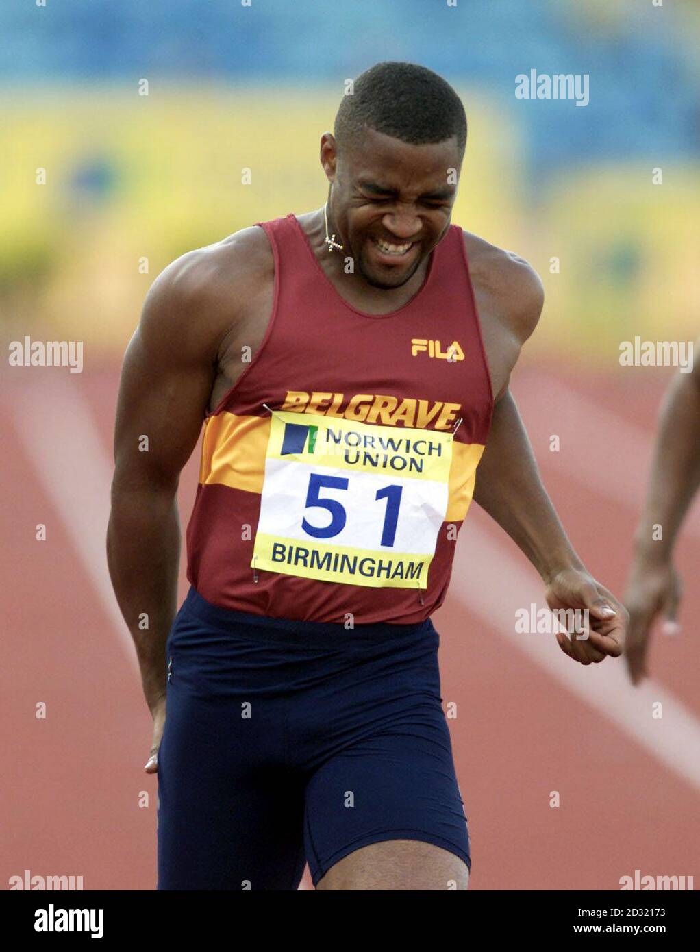 Darren Campbell wins his heat but feels his right thigh after crossing ...