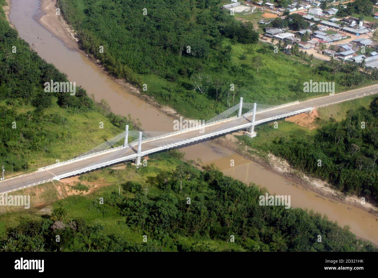 Integracion bridge hi-res stock photography and images - Alamy