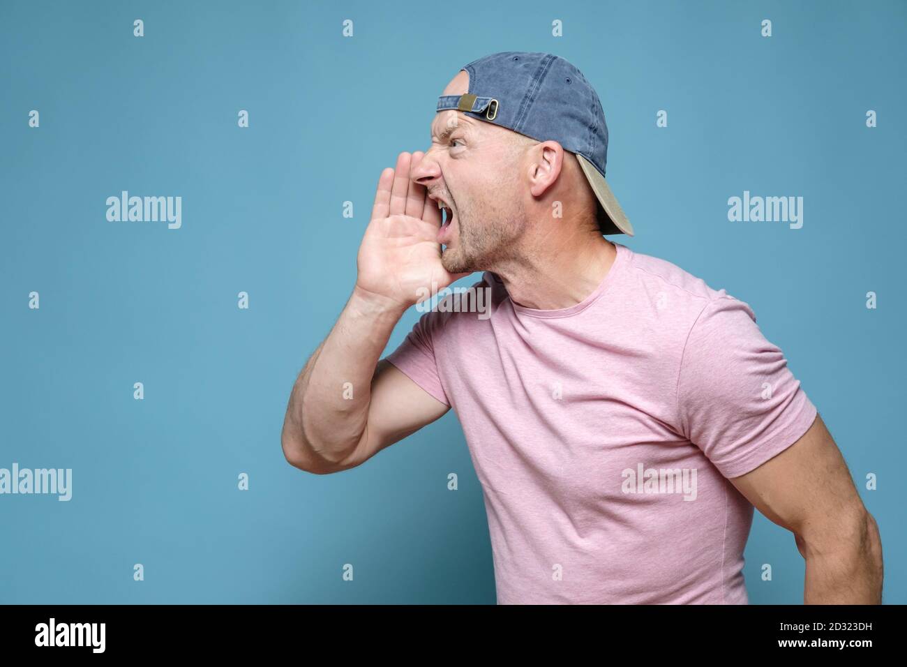 Loud mouth hi-res stock photography and images - Alamy