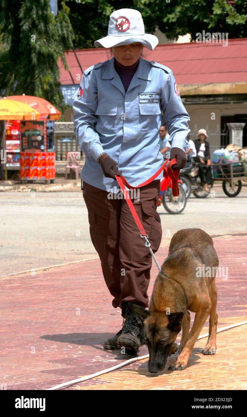 Angola cambodia hi-res stock photography and images - Alamy