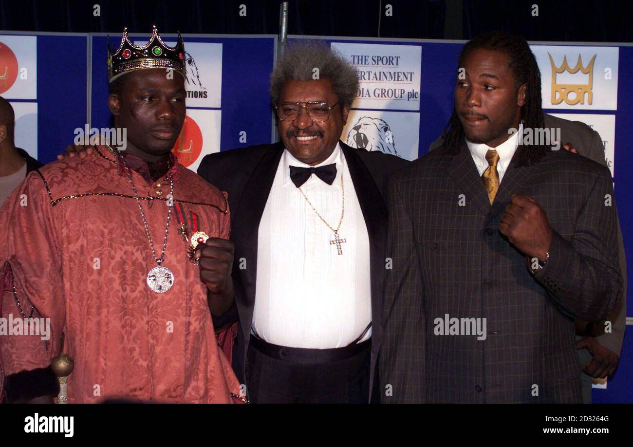 Hasim rahman stands promoter don king before hi-res stock photography ...