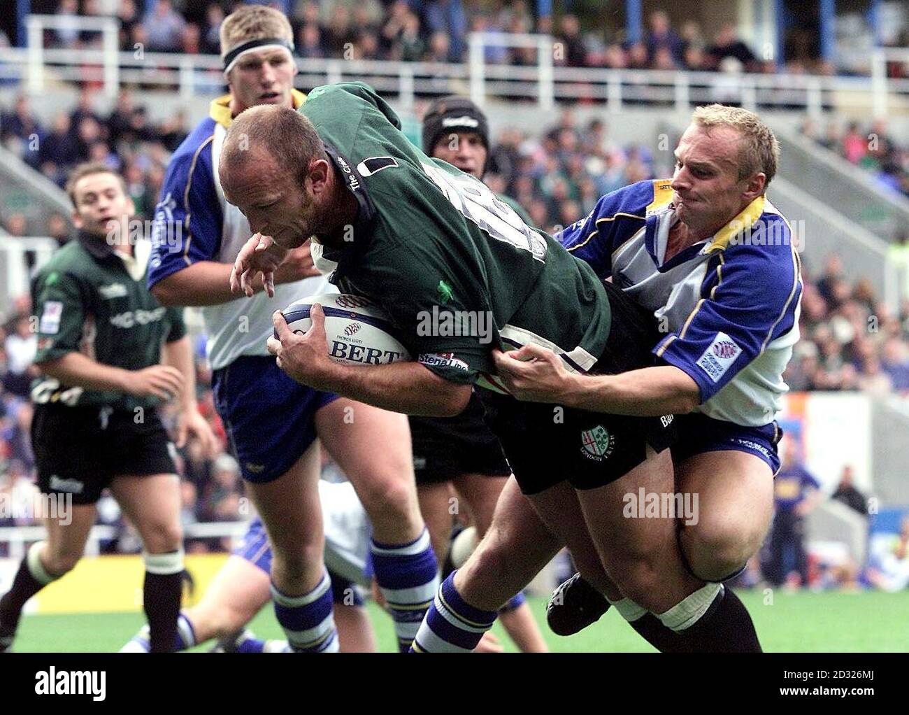 Richard Bates goes to score London Irish's final try during the Zurich ...
