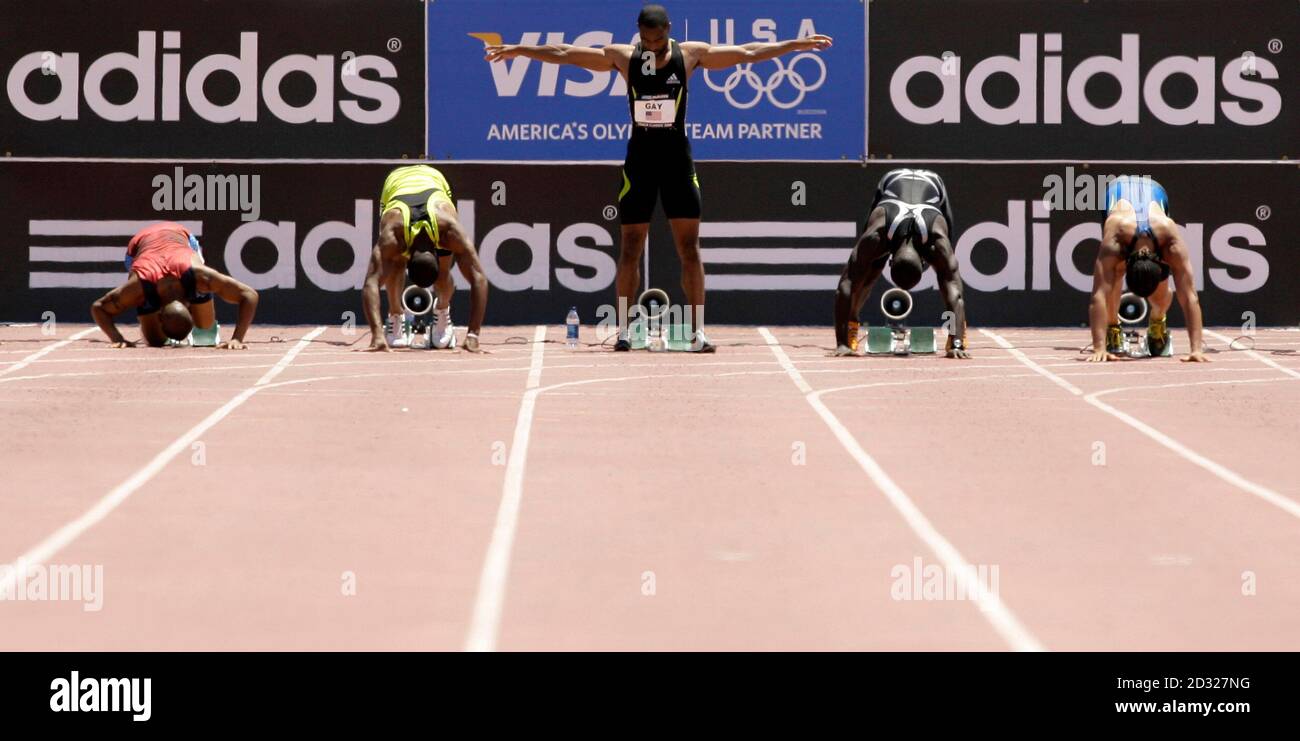 100 metres dash hi-res stock photography and images - Alamy