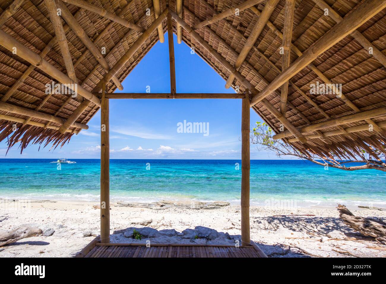 Beach at Bluewater Sumilon Island Resort Stock Photo - Alamy