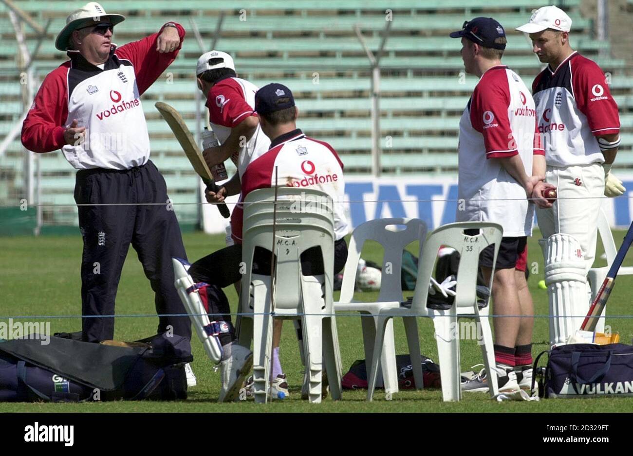 England coach Duncan Fletcher, (left) with captain Nasser Hussain (far ...