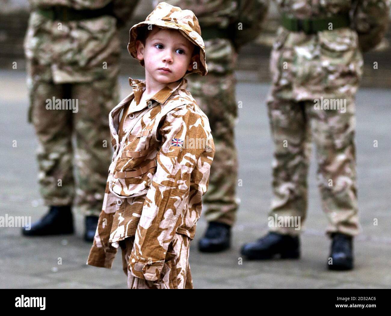 19th regiment royal artillery homecoming hi-res stock photography and ...