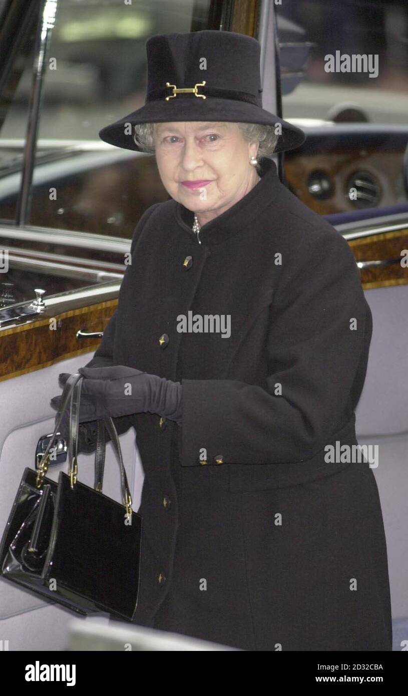 Britain's Queen Elizabethh II arrives at Booth House, in Whitechapel ...
