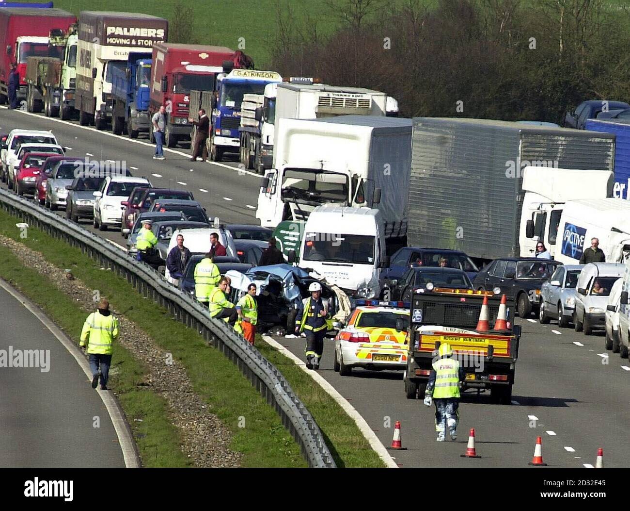 M40 motorway collision hi-res stock photography and images - Alamy