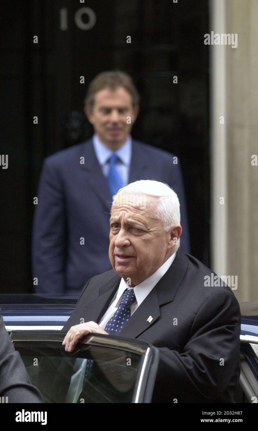 Ariel sharon arrives in downing street hi-res stock photography and ...