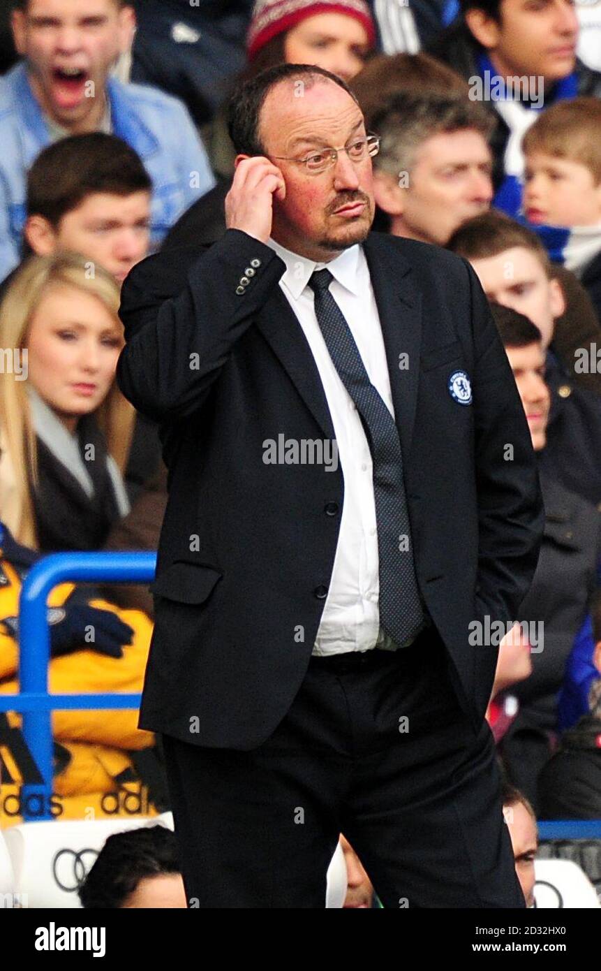 Chelsea interim manager Rafael Benitez gives directions to his players ...