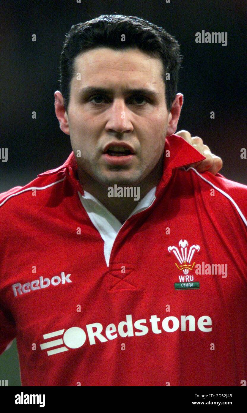 Stephen jones hi-res stock photography and images - Alamy