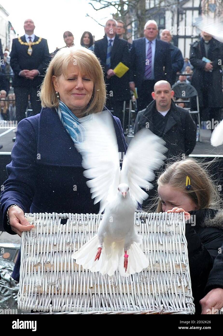 Wendy Parry, the mother of Tim Parry, releases doves with niece Evie ...