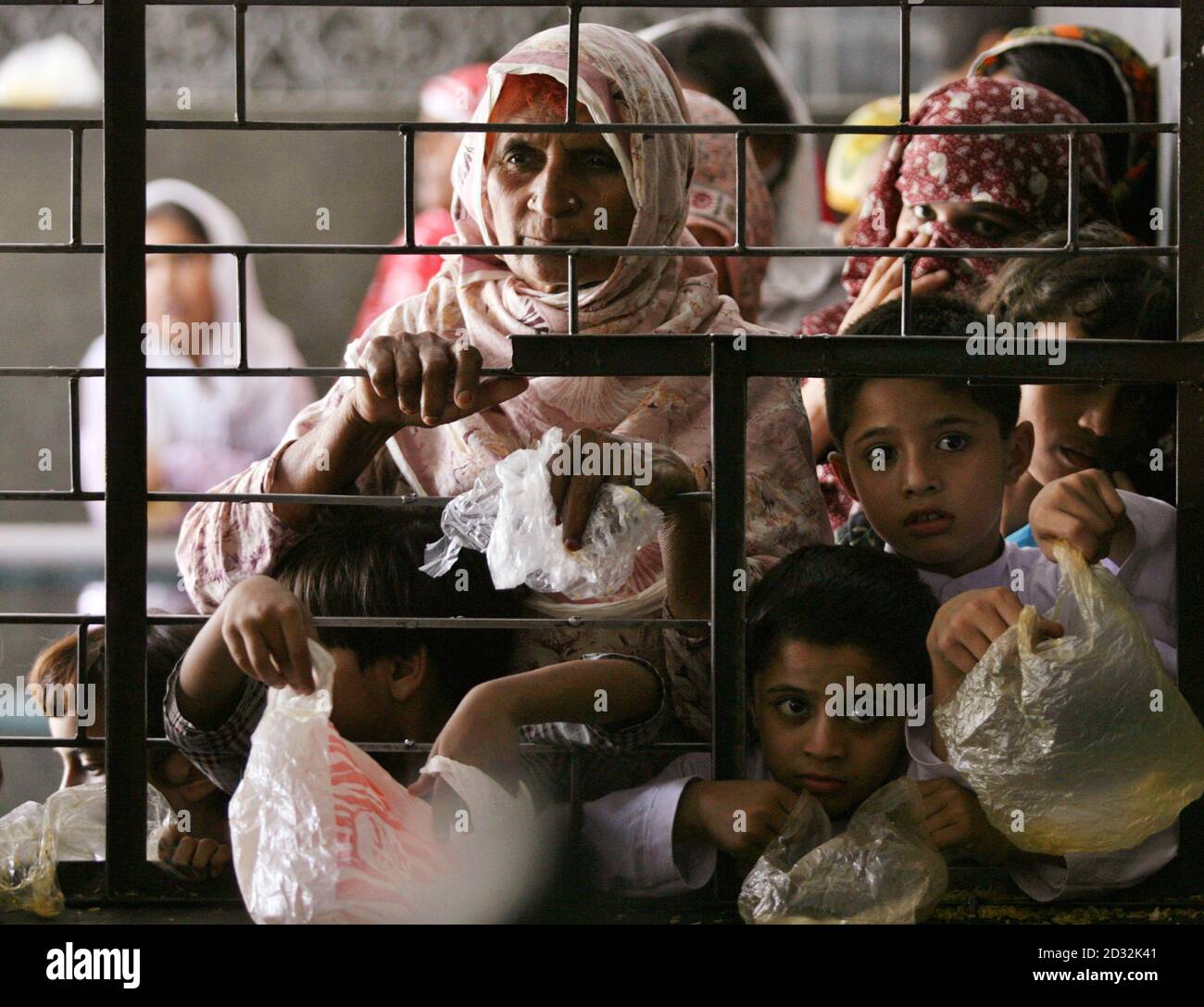 Data ganj bakhsh hi-res stock photography and images - Alamy