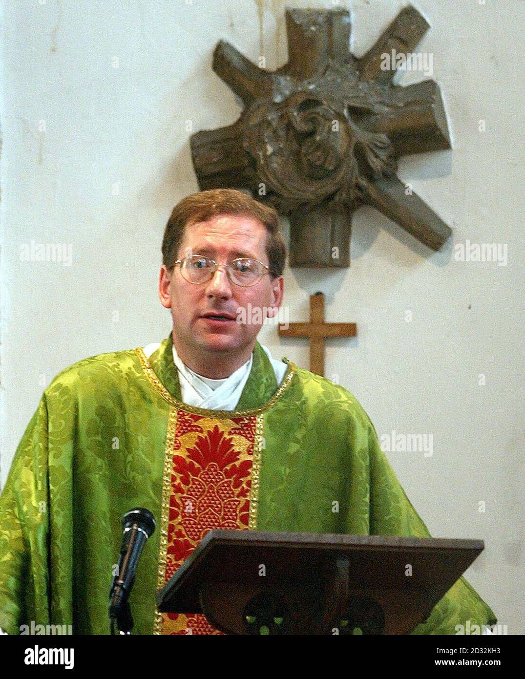 Tim alban jones during the service at st andrews church hi-res stock ...