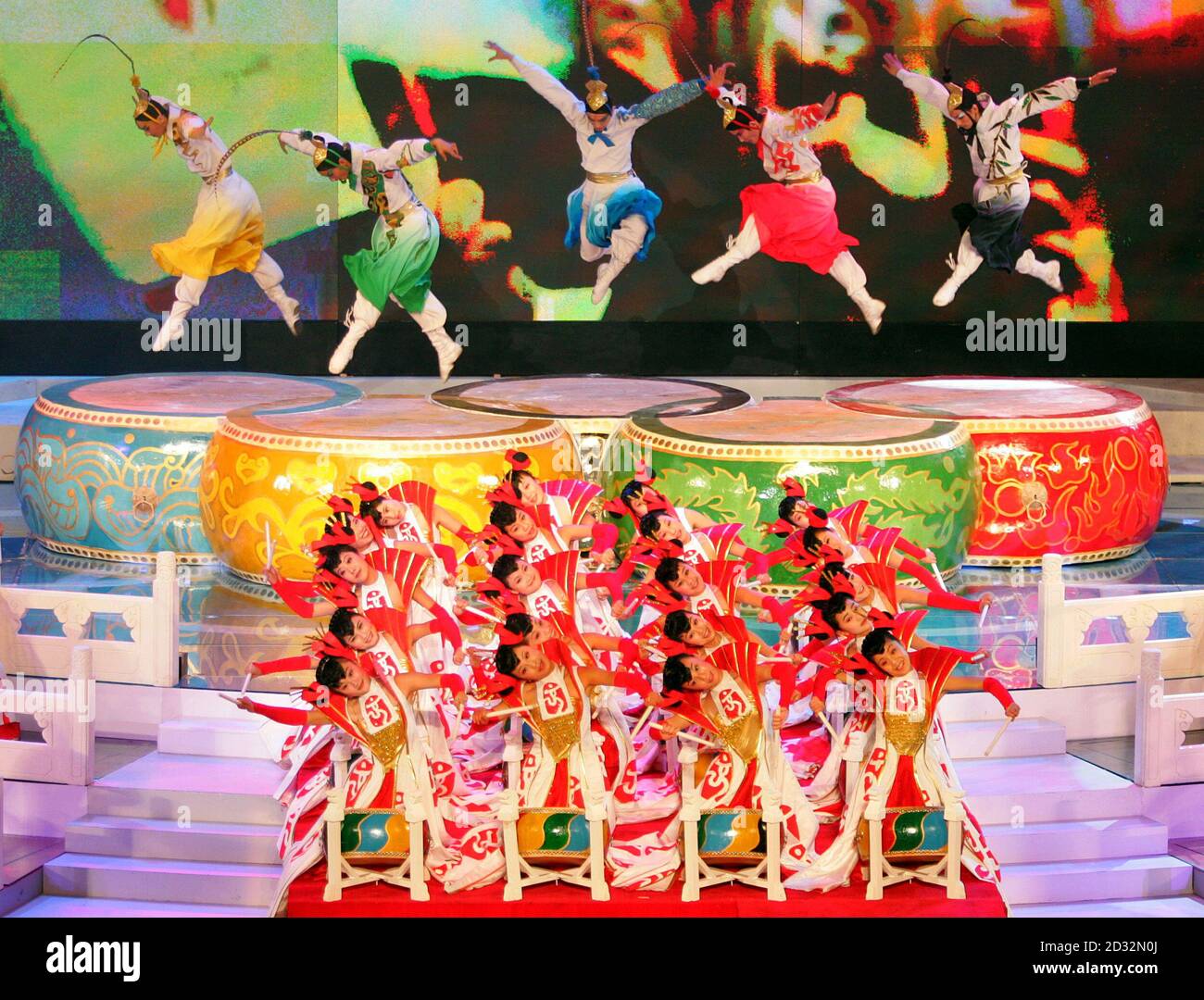 Antelope dance hi-res stock photography and images - Alamy