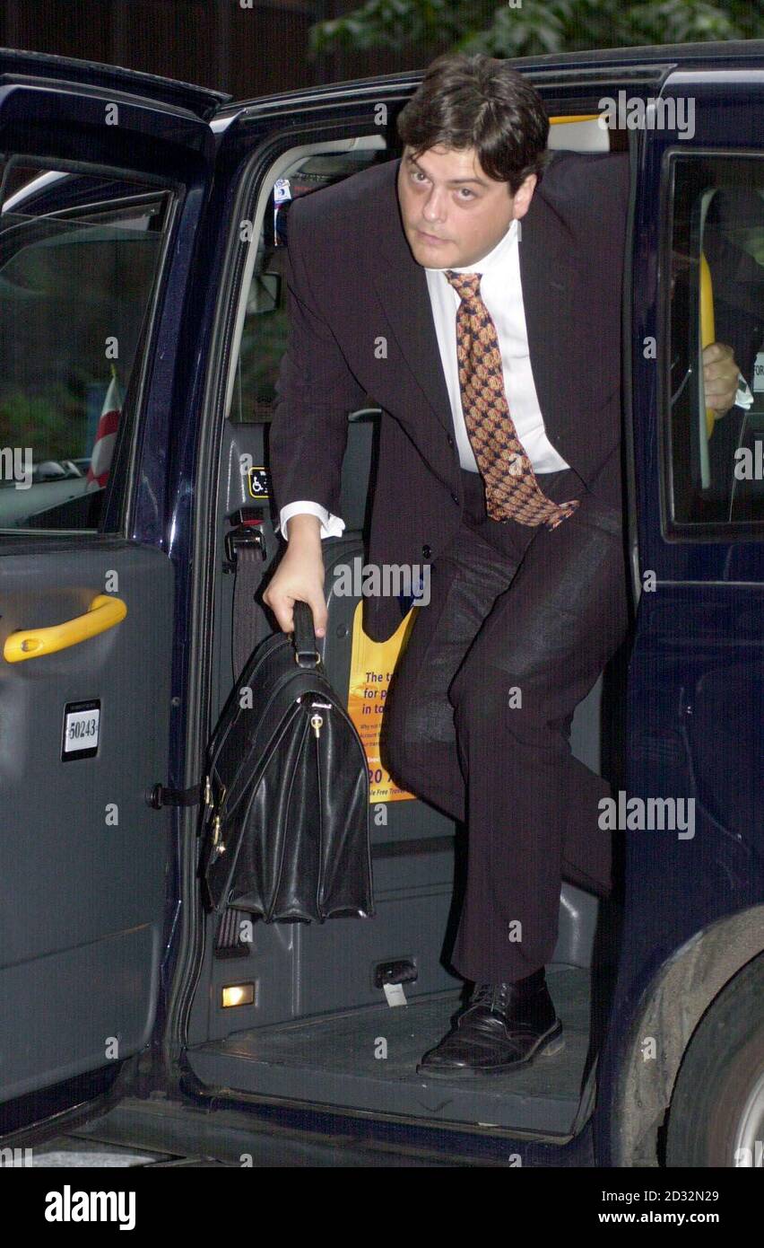 David shayler in court hi-res stock photography and images - Alamy