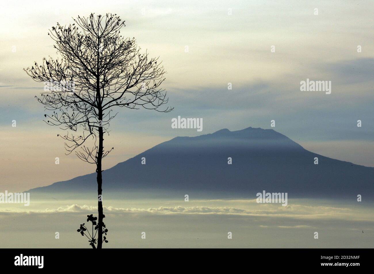 Mount lawu hi-res stock photography and images - Alamy