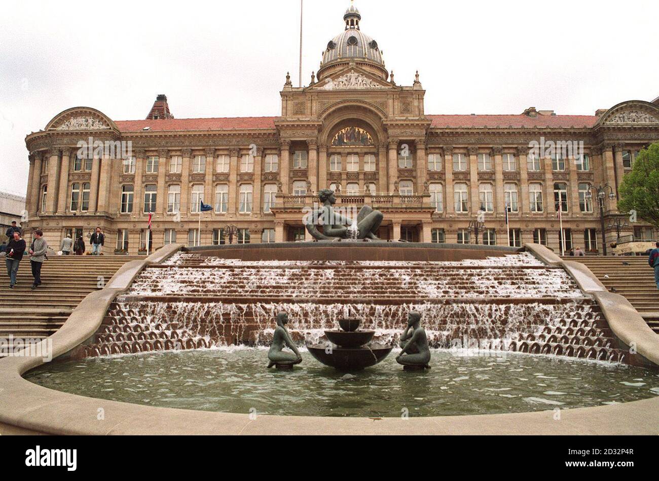COUNCIL HOUSE / FLOOSIE FOUNTAIN...BIRMINGHAM COUNCIL HOUSE WITH THE ...