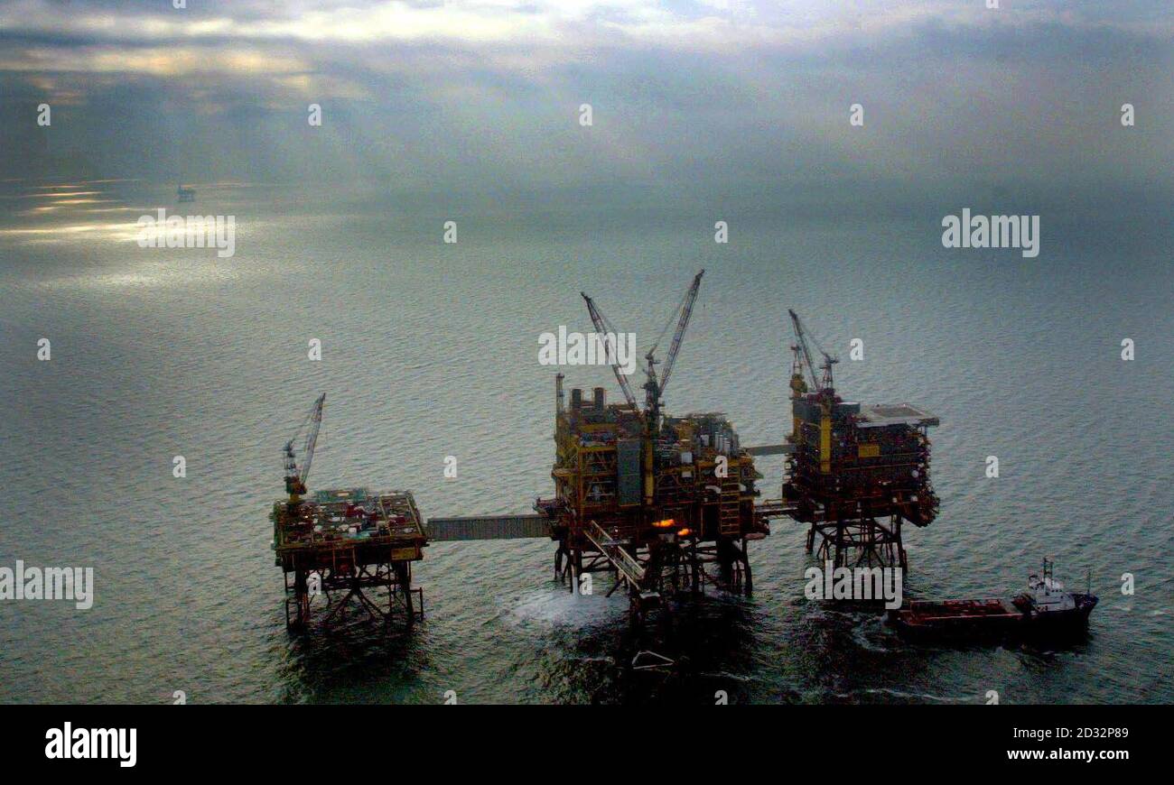 Morecambe gas field hi-res stock photography and images - Alamy