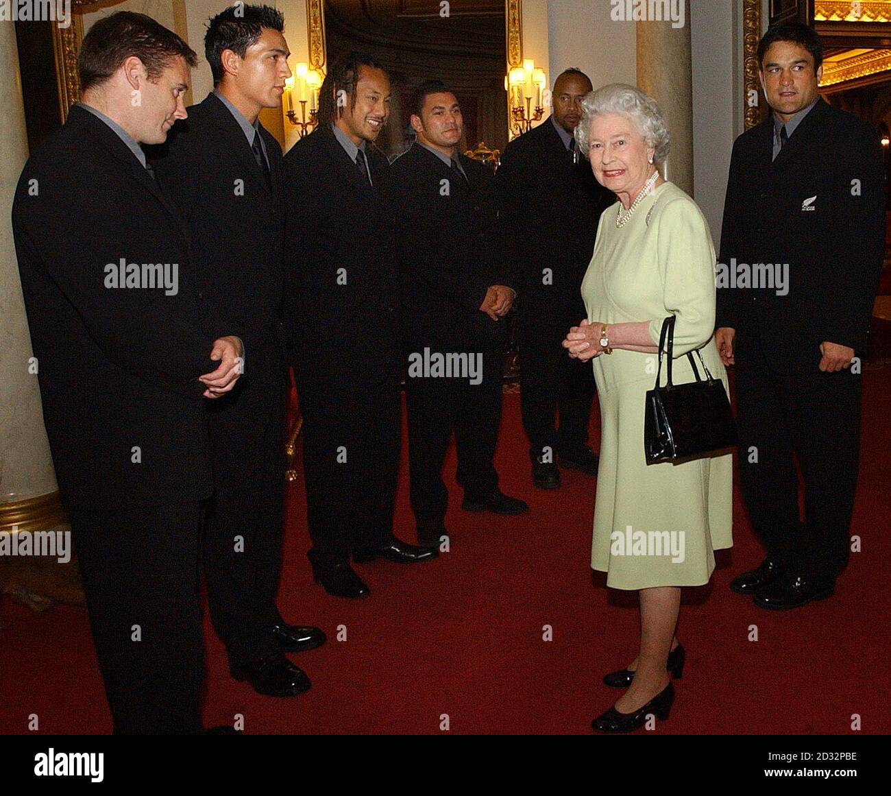 Queen Elizabeth II meets members of the New Zealand All Blacks rugby ...