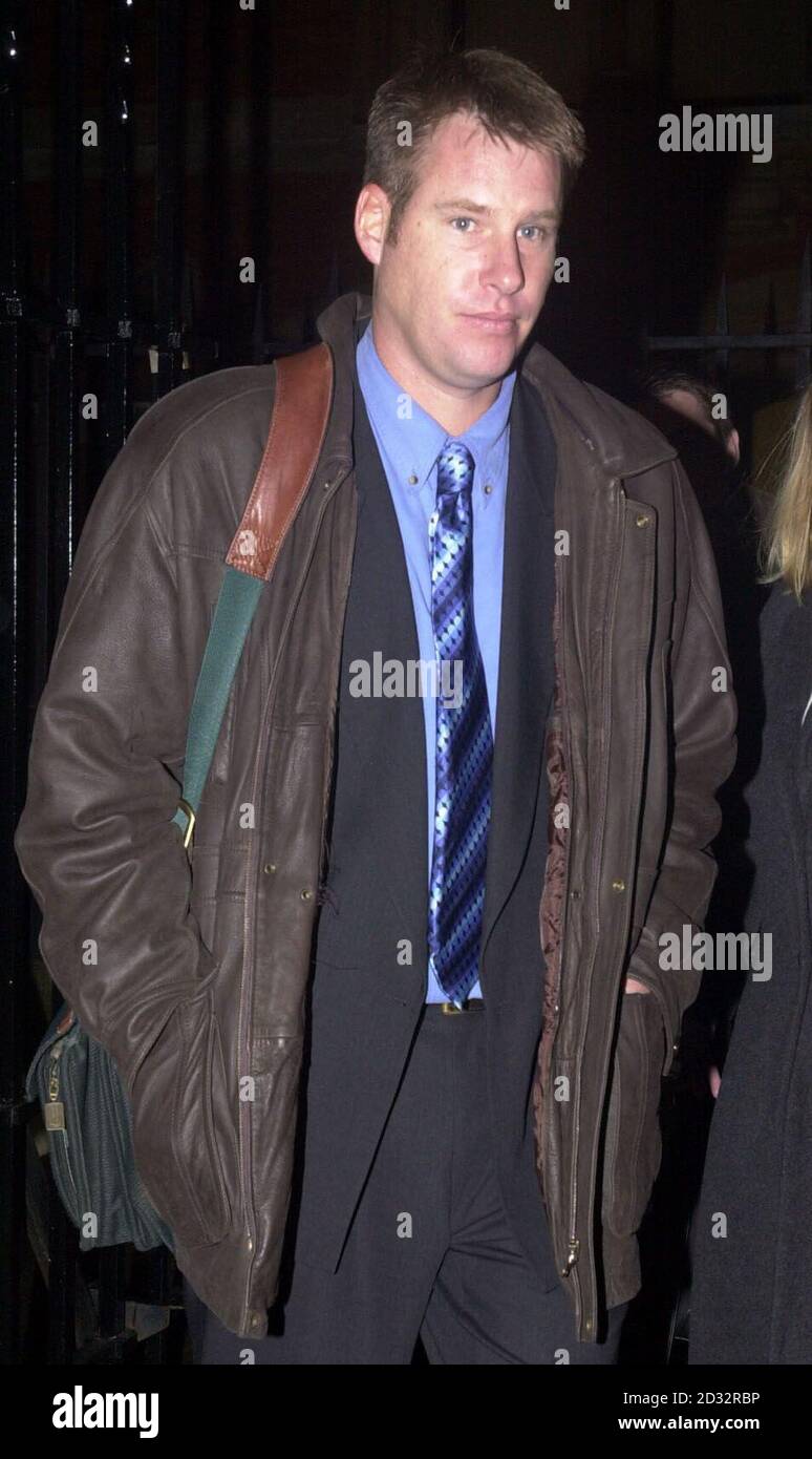 St georges hill weybridge hi-res stock photography and images - Alamy