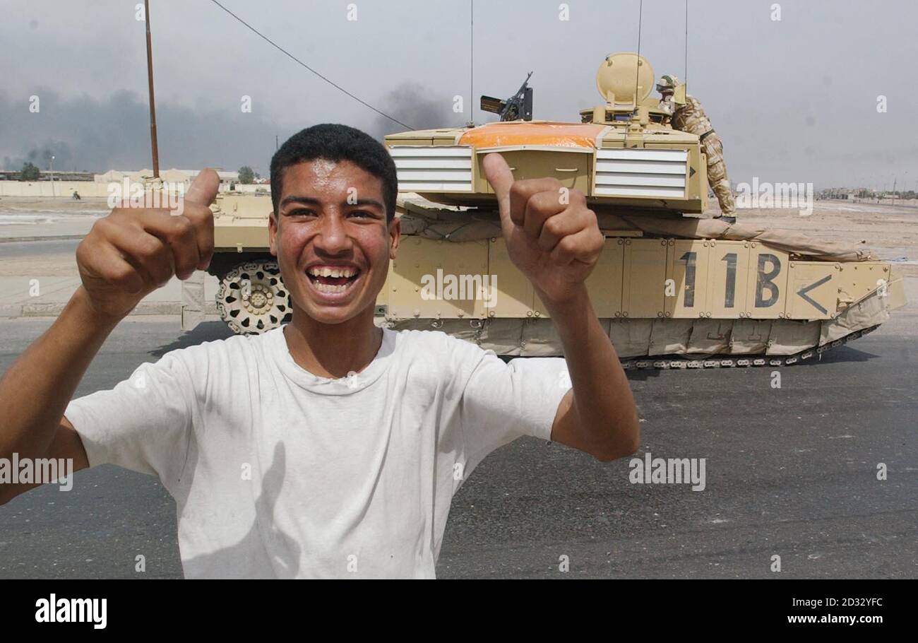 Challenger 2 desert hi-res stock photography and images - Alamy