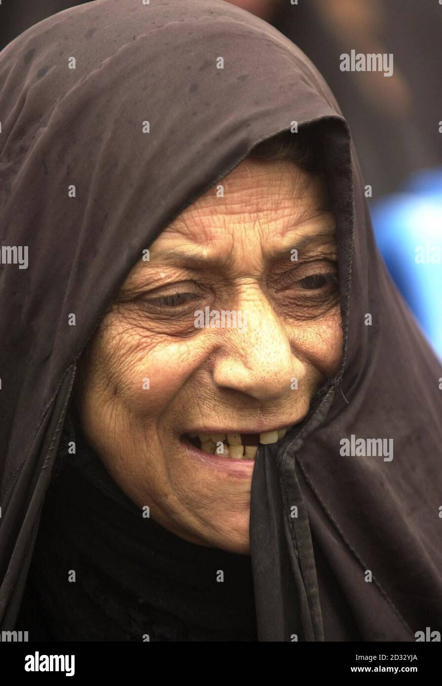 A woman in the Irqai town of Basra Stock Photo - Alamy