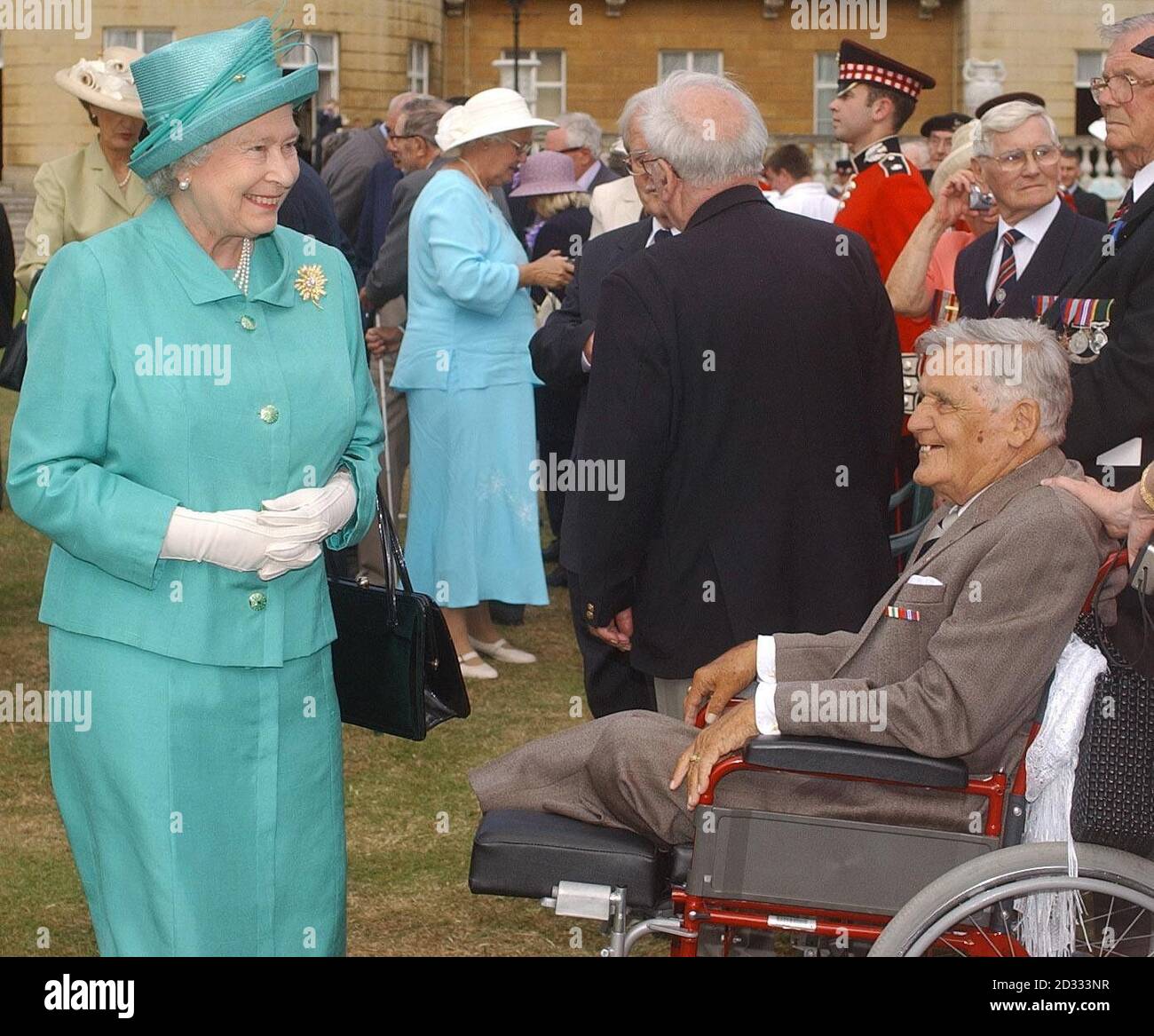 Queen Elizabeth II tours the Buckingham Palace gardens where she met ...
