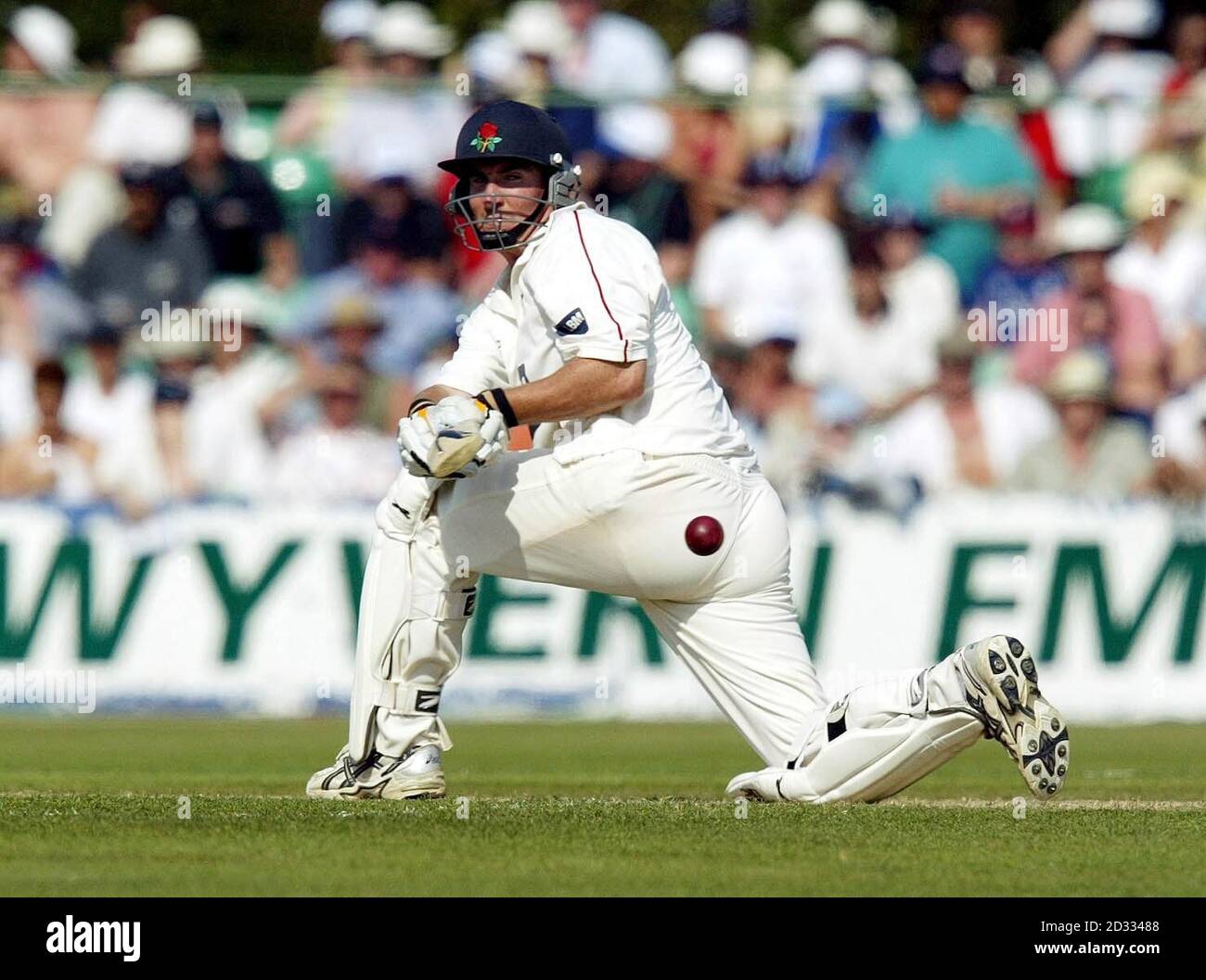 Jimmy anderson trophy hi-res stock photography and images - Alamy