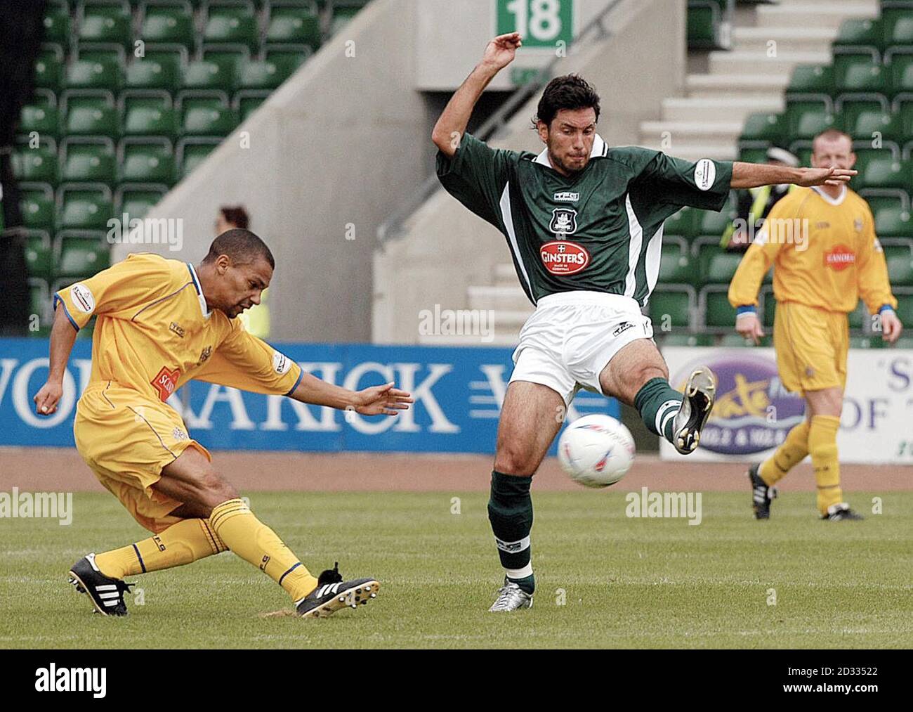 Football action tophamscd1 tophamscheck hi-res stock photography and ...