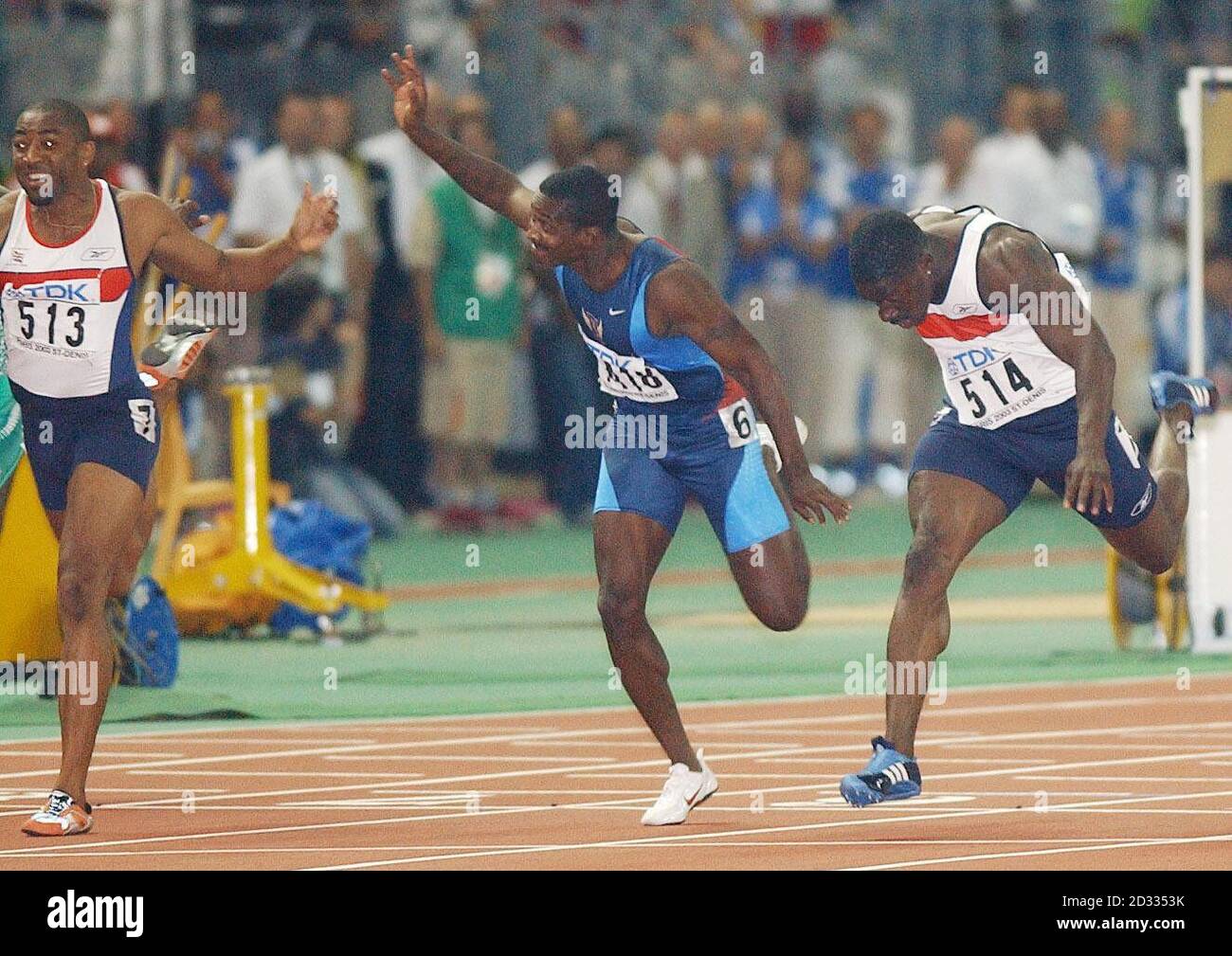Darren Campbell (left) takes third place and Dwain Chambers (right ...