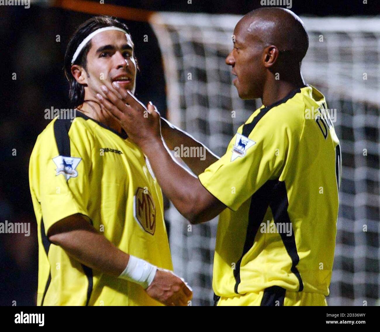 Sport football celebrating juan pablo angel dion dublin hi-res stock ...