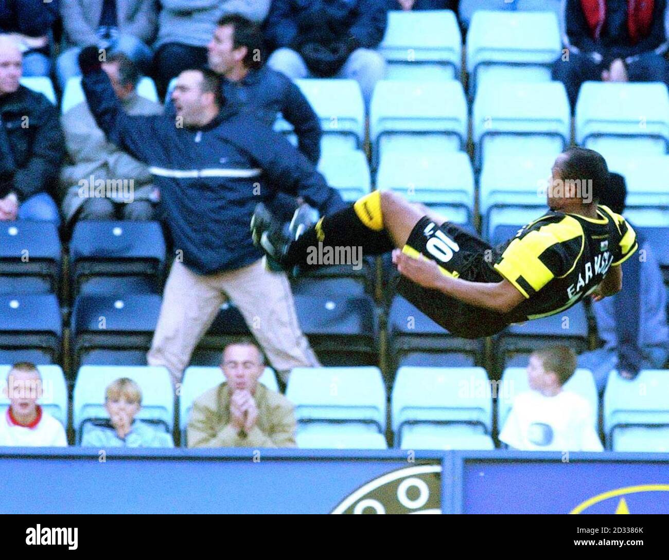 Cardiff's Robert Earnshaw celebrates with a sommersault after scoring ...