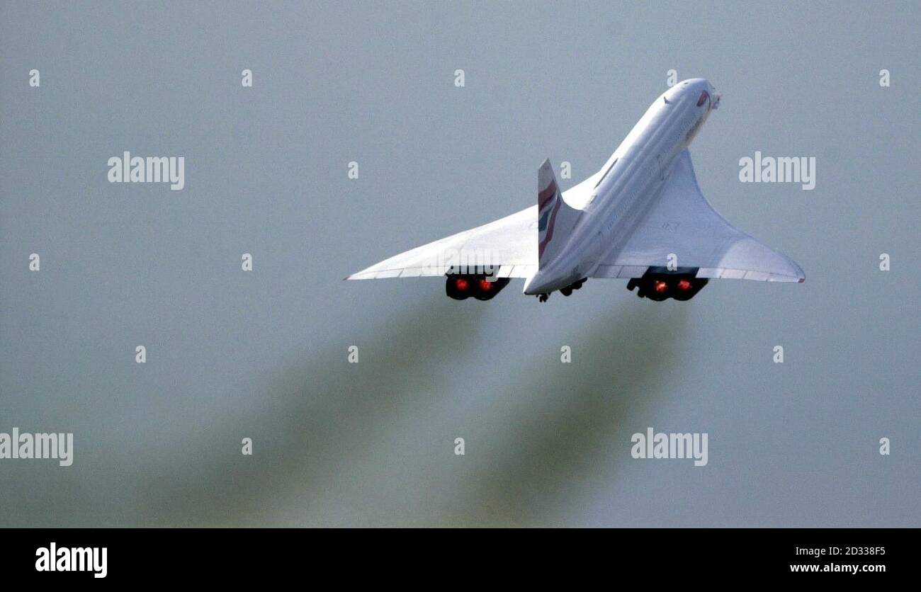 A British Airways Concorde takes off for the final time from Heathrow ...