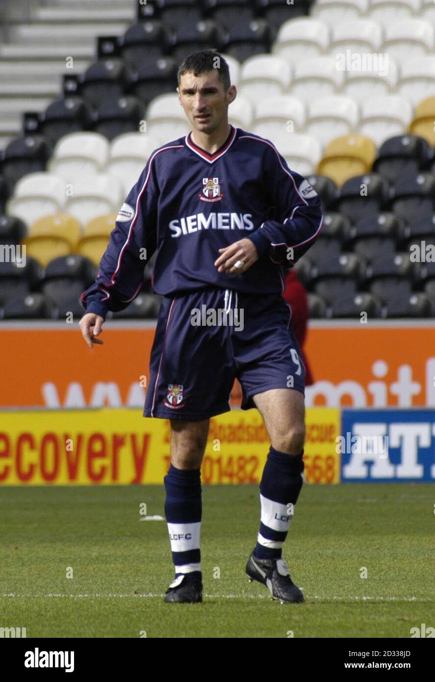 Hull city v lincoln city hi-res stock photography and images - Alamy