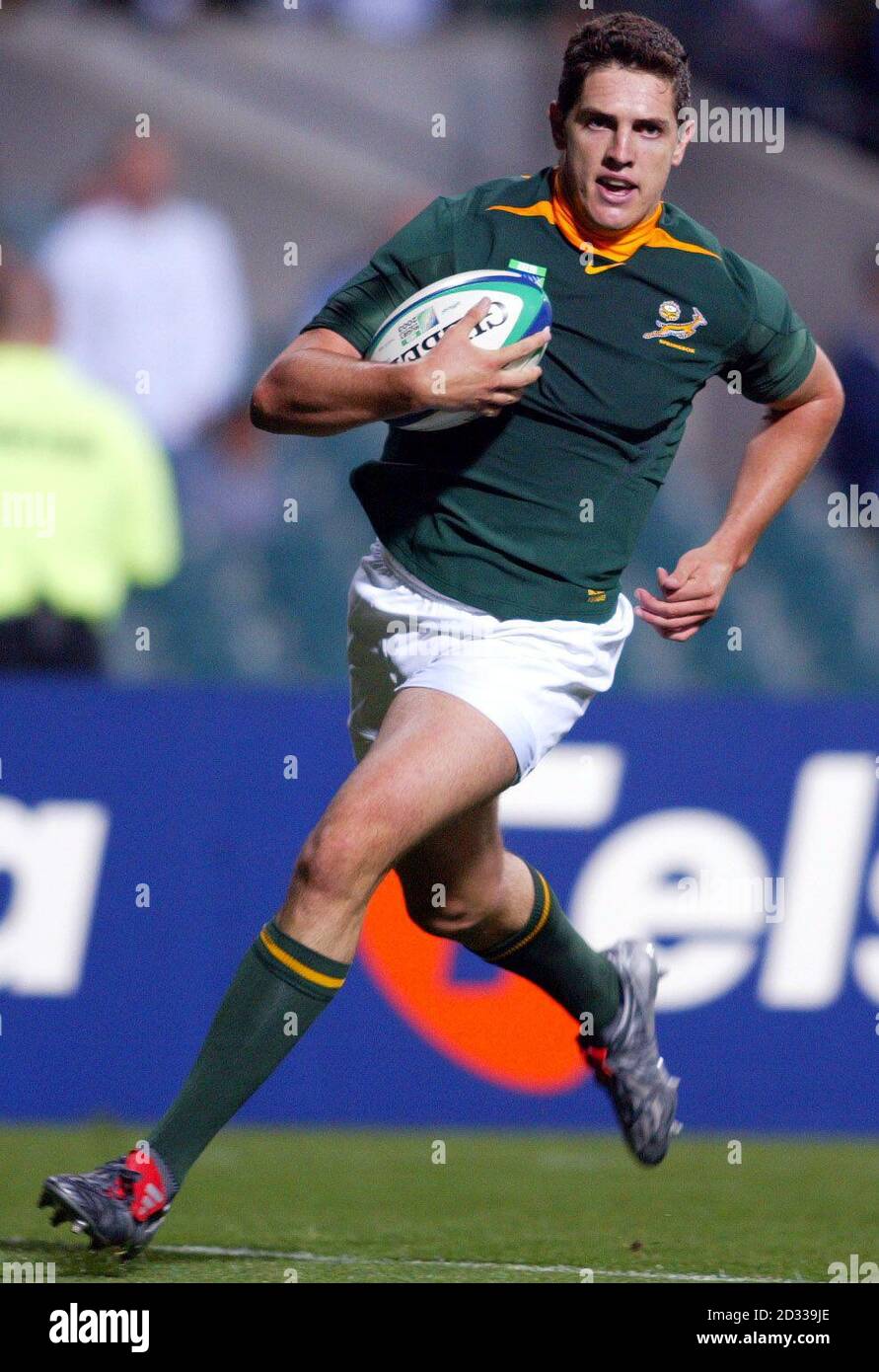 South Africa's Jaque Fourie in action during the 2003 Rugby World Cup ...
