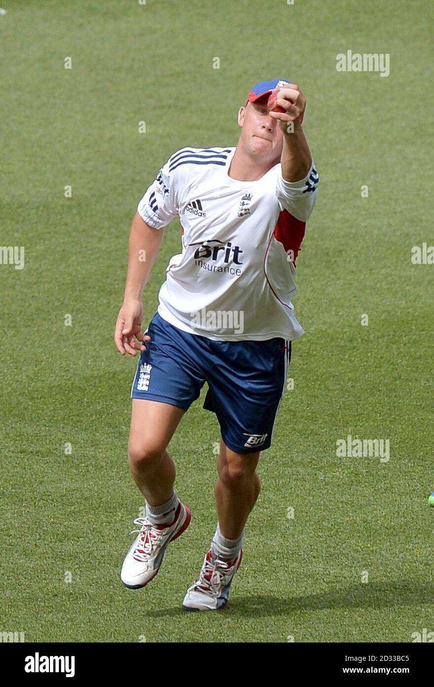 England's Scott Borthwick catches during the nets session at the MCG in ...
