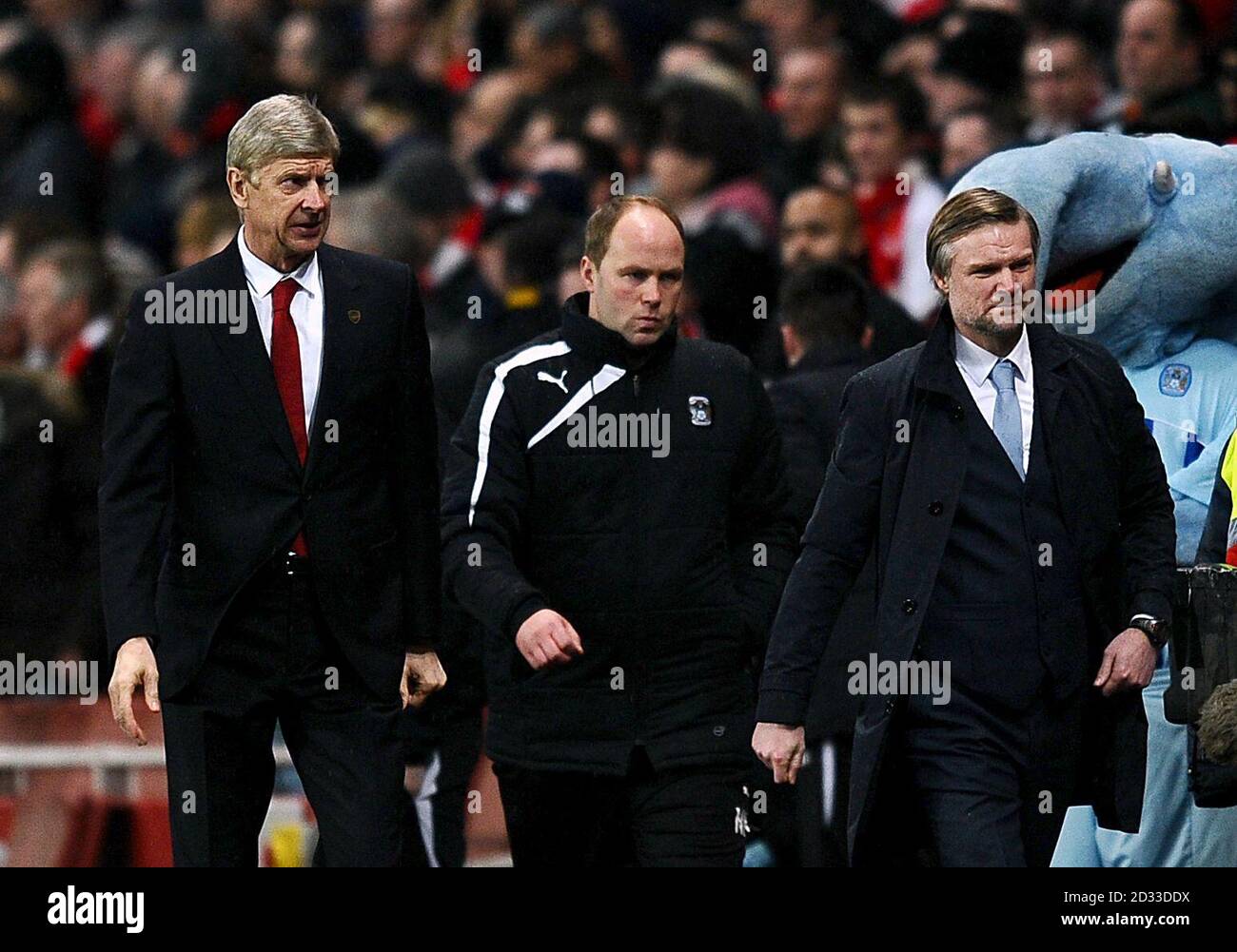 Manager Arsene Wenger, Arsenal, assistant manager Neil MacFarlane and ...