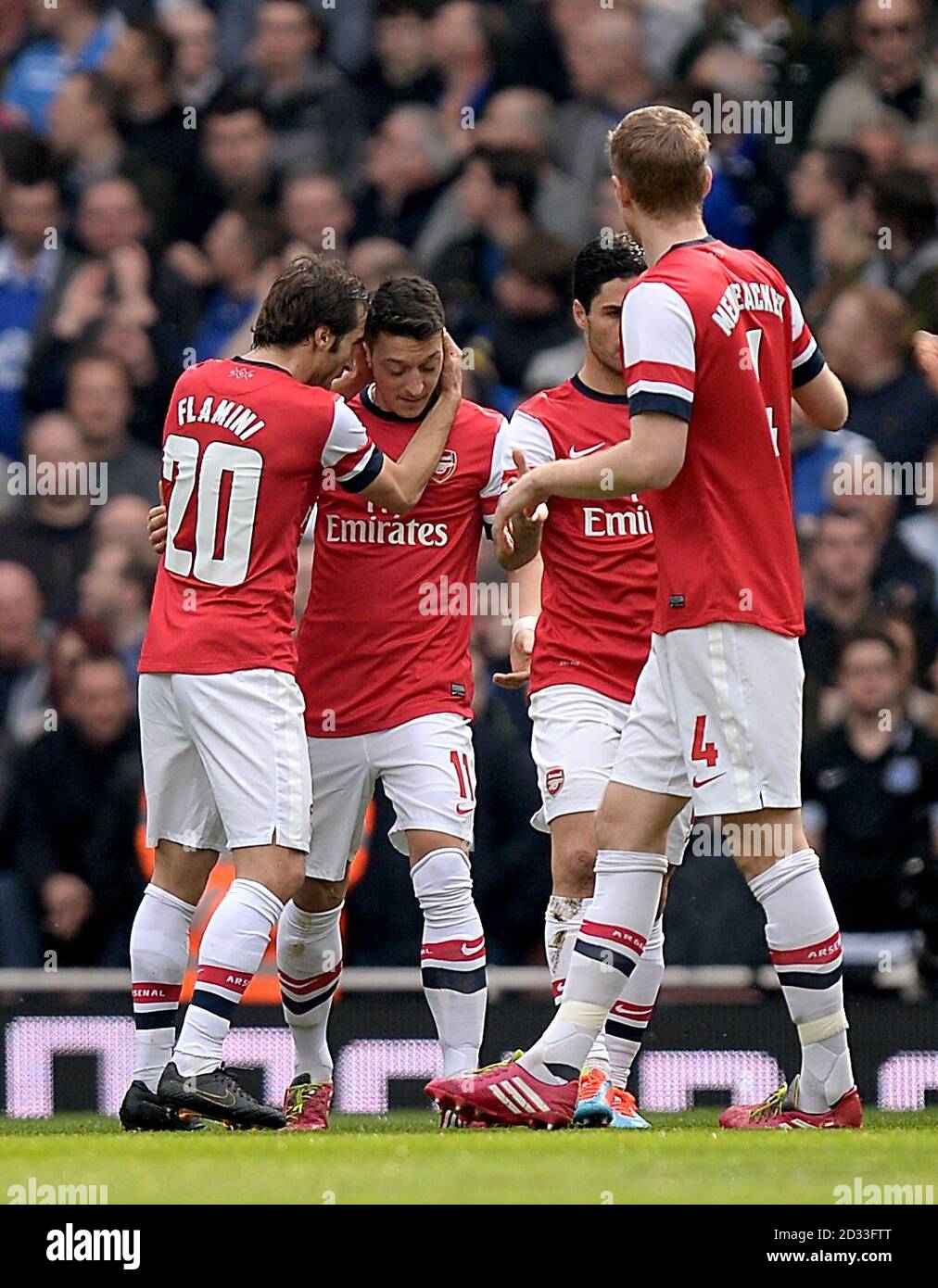Ozil Arsenal Celebration