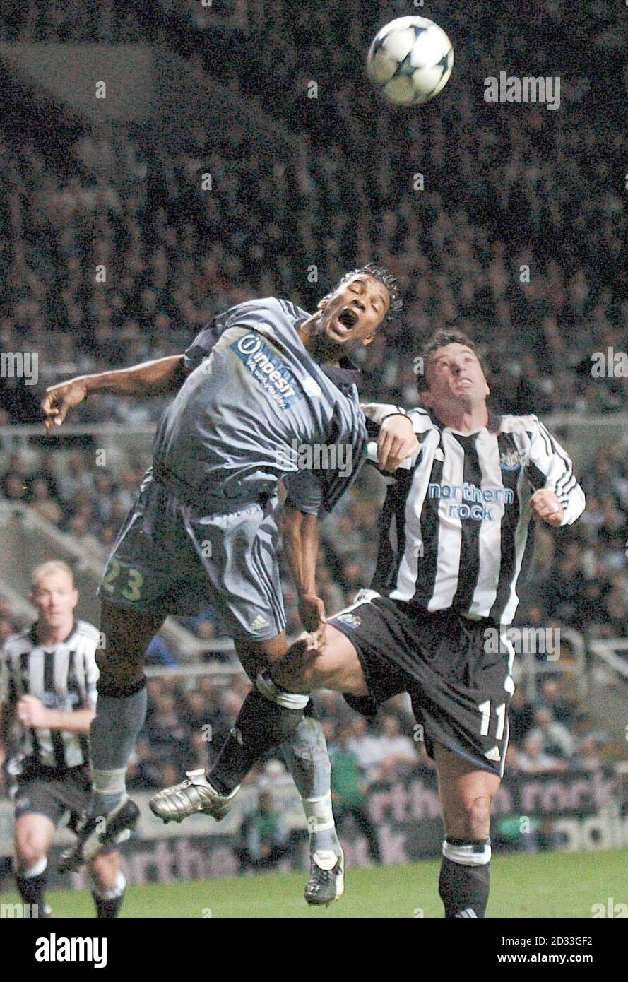 2004review High Resolution Stock Photography and Images - Alamy