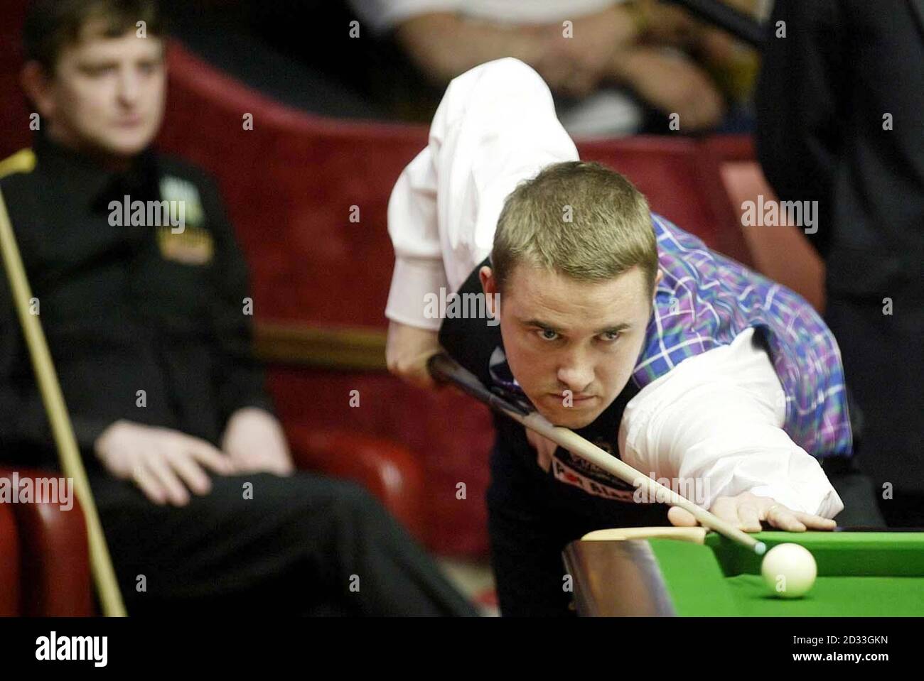 Scotland's Stephen Hendry in action against England's Barry Pinches ...