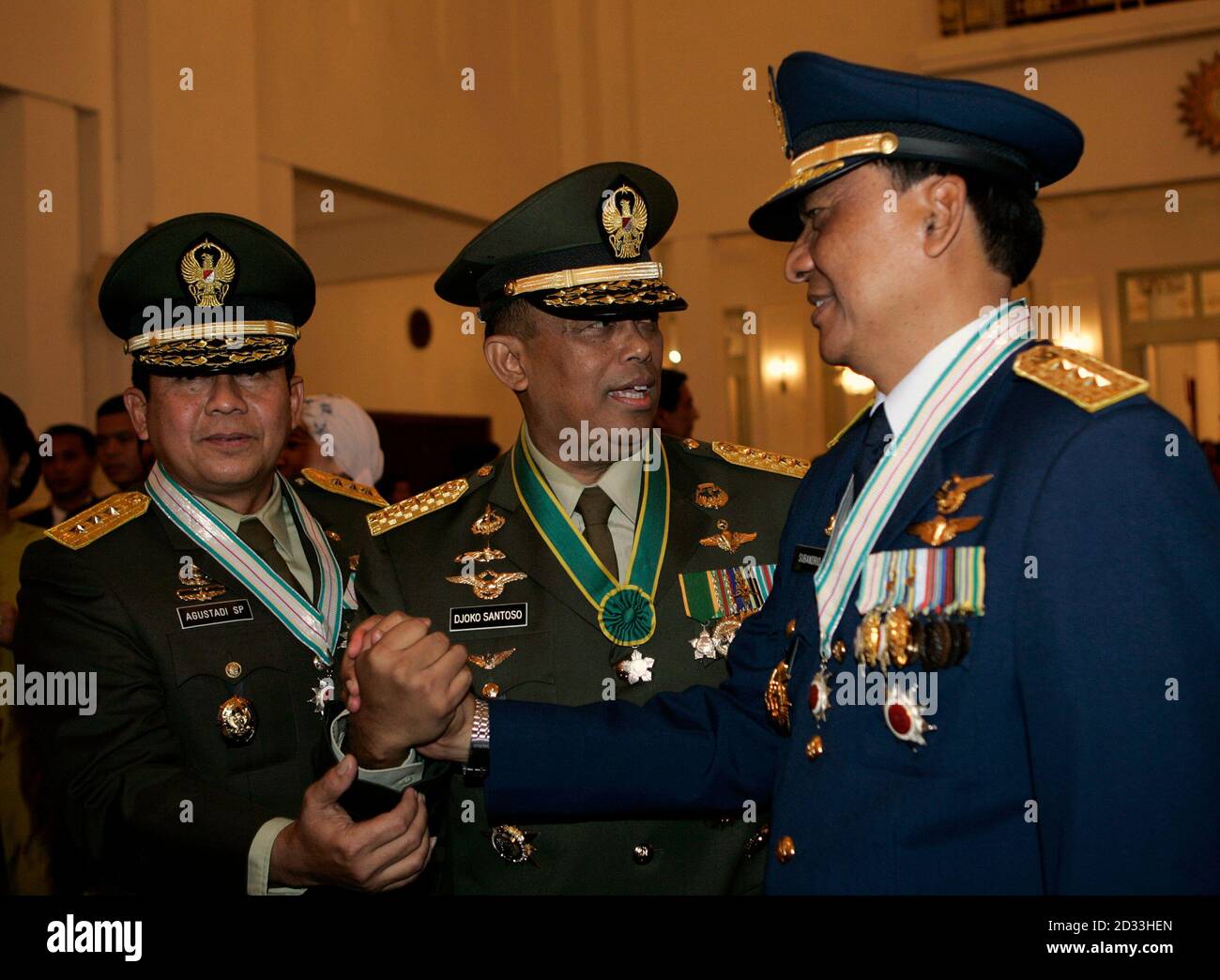 The new commander in chief armed forces army hi-res stock photography ...