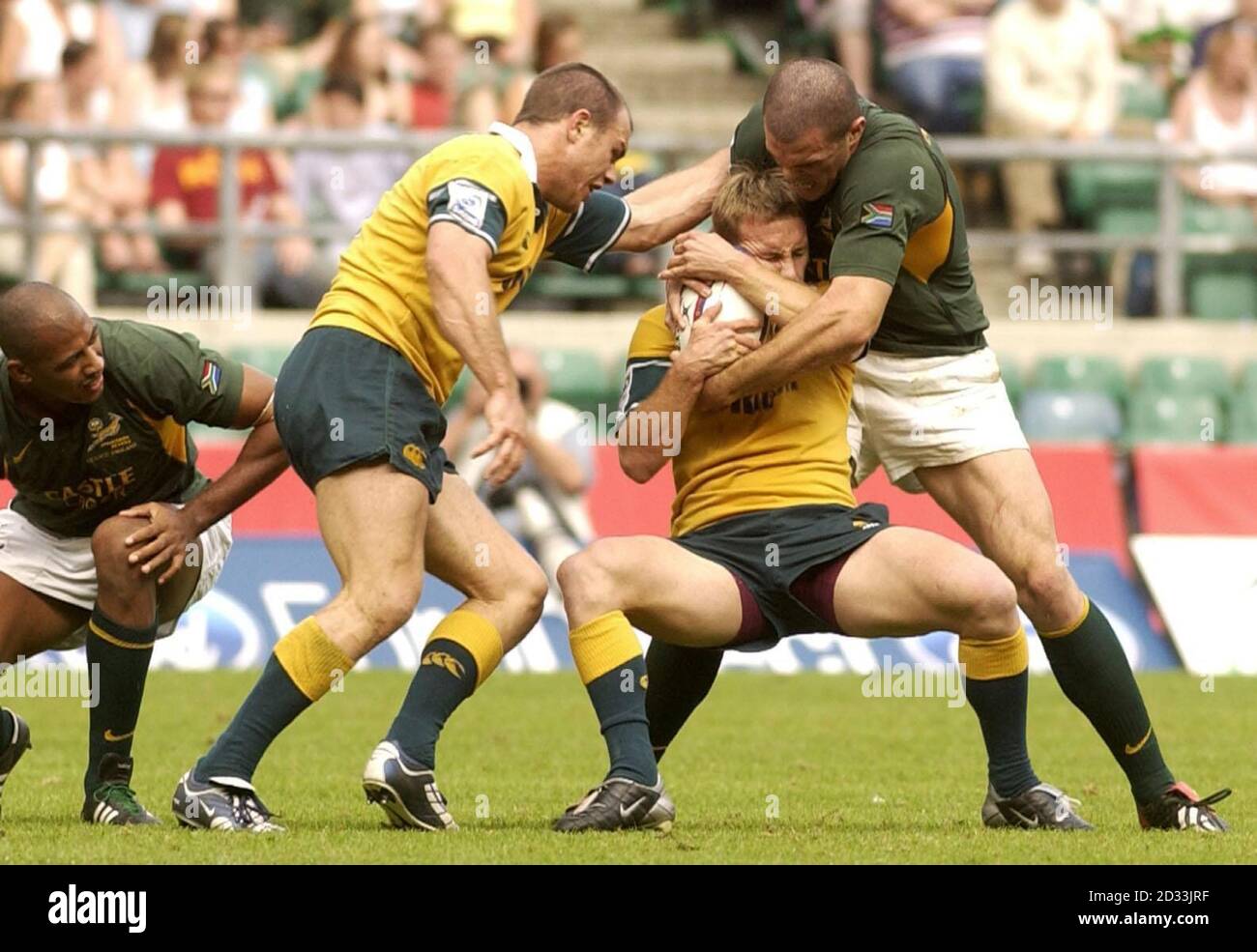 Australias tim davidson second right hi-res stock photography and ...