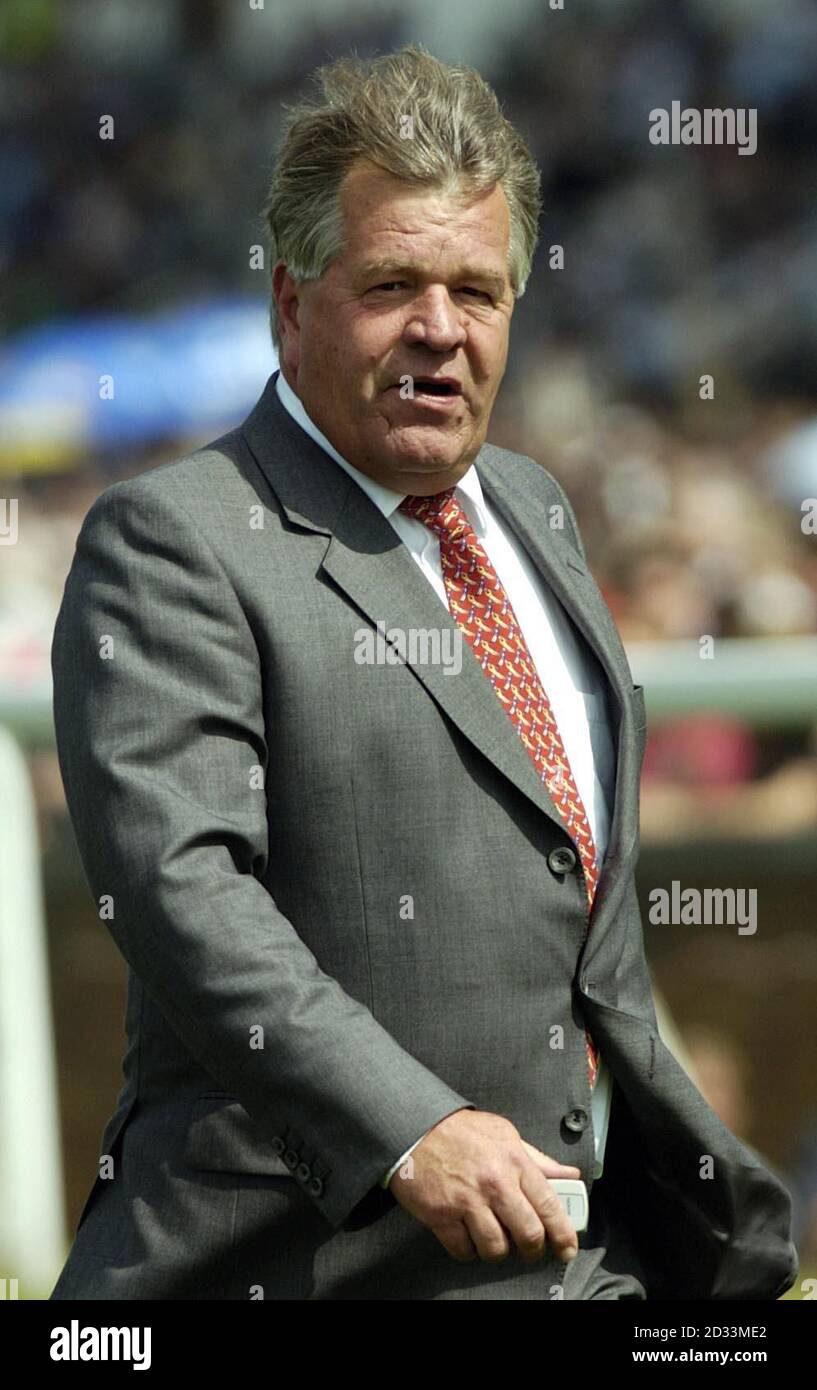 Trainer Sir Michael Stoute Stock Photo - Alamy