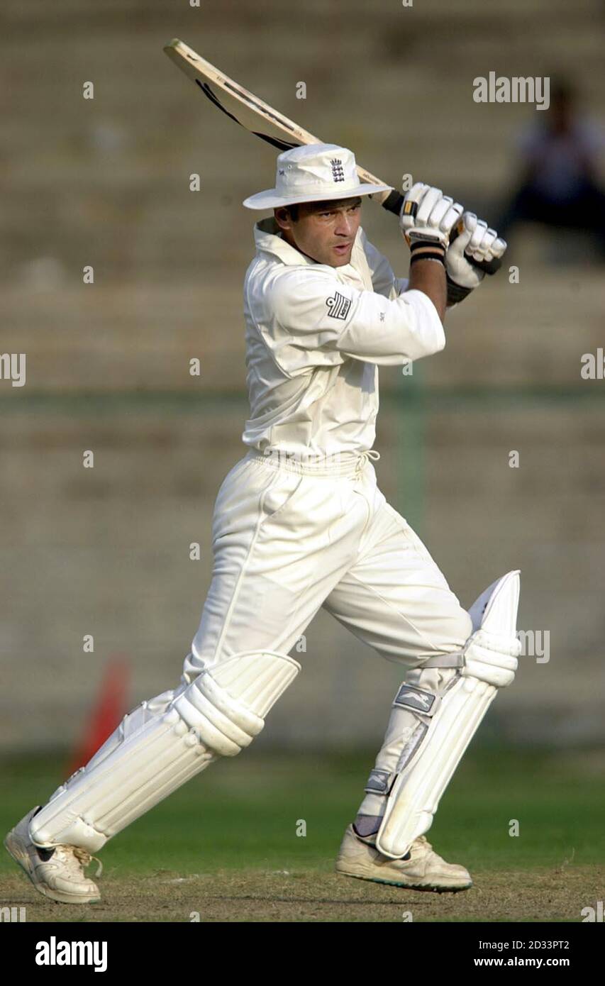 India mark ramprakash was later out for 105 hi-res stock photography ...