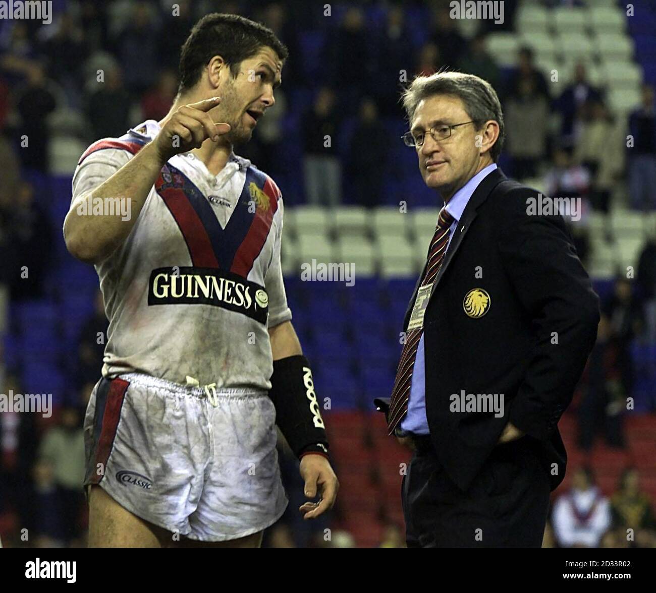 Great britains andy farrell talking to coach david waite hi-res stock ...
