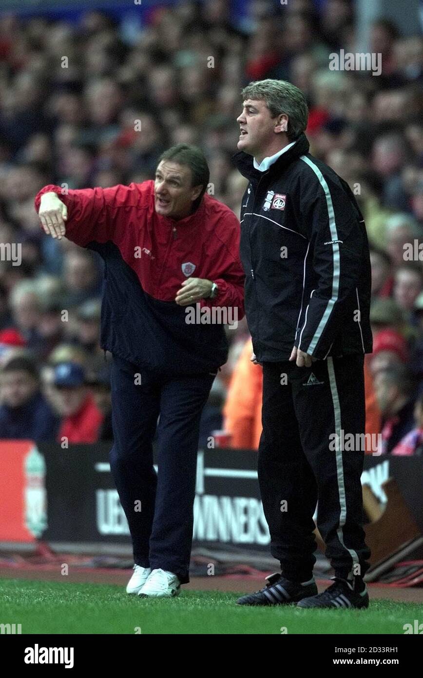 Sport football watching steve bruce hi-res stock photography and images ...