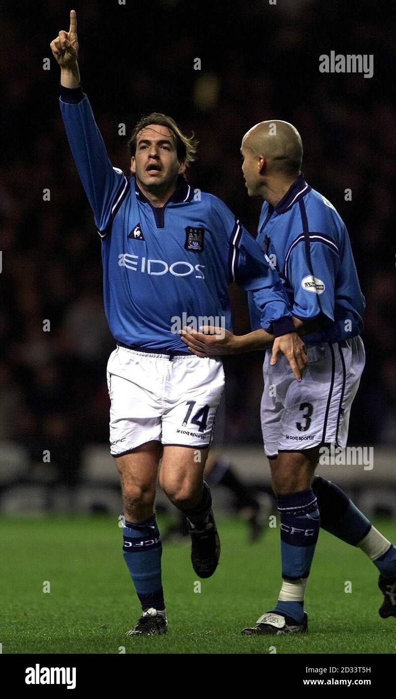 Richard edghill 2003 hi-res stock photography and images - Alamy